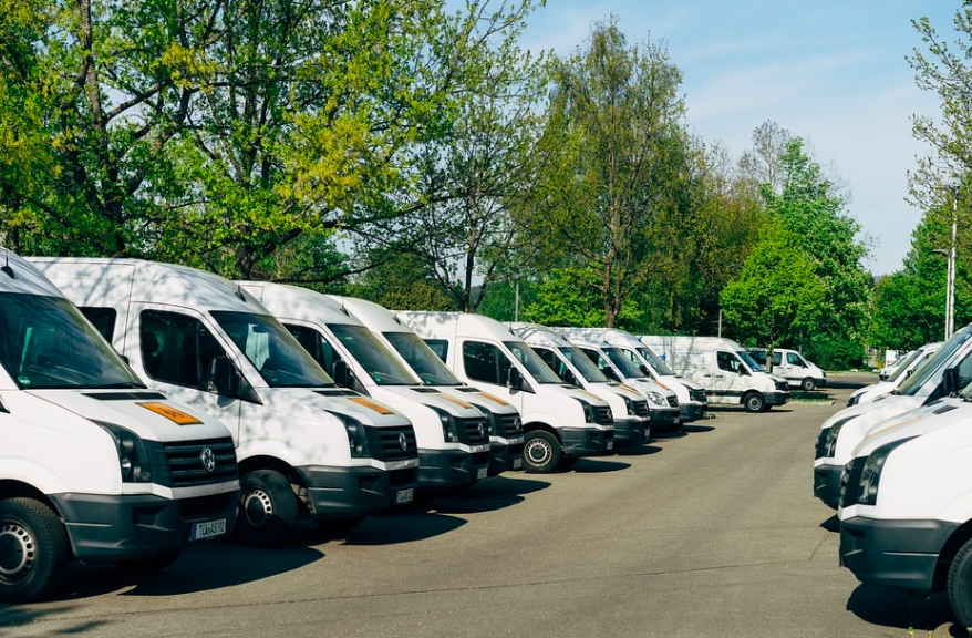 175+ Food Delivery Slogans and Quotes That Improve Customer Tips