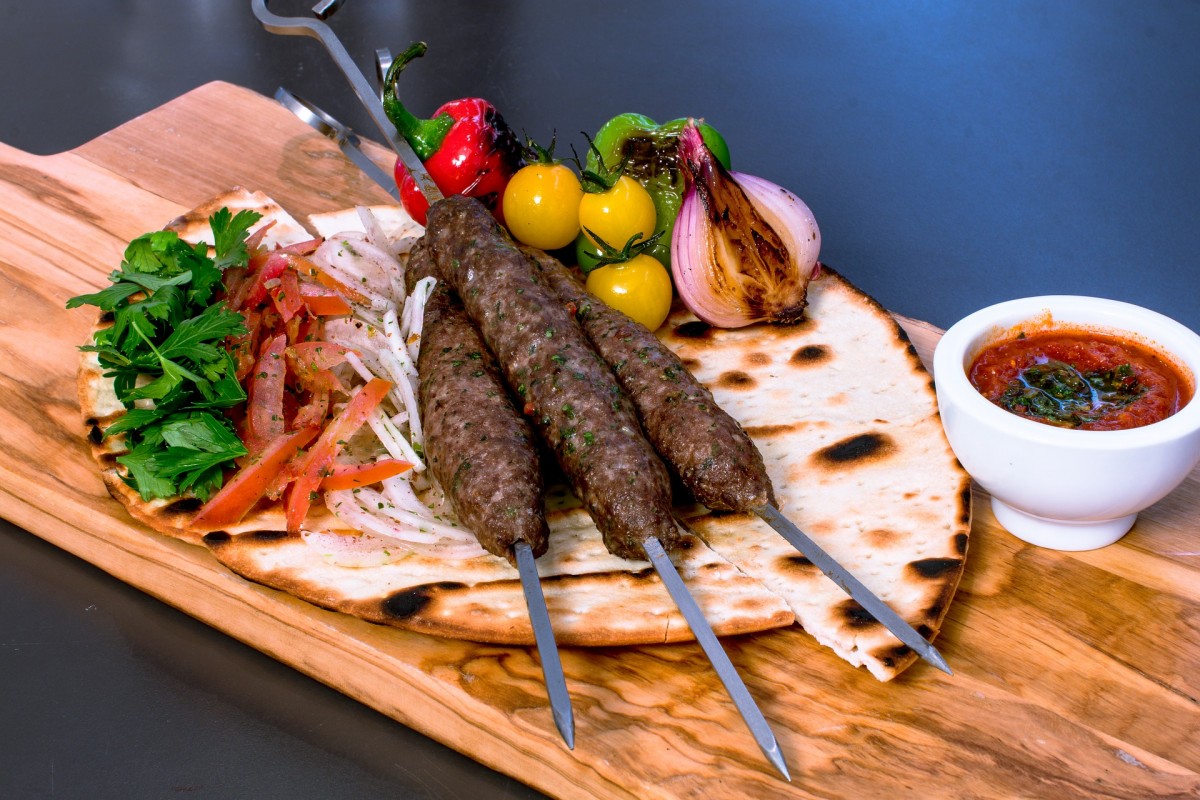 401+ Authentic Arabic Restaurant Name Ideas (2022 Update)