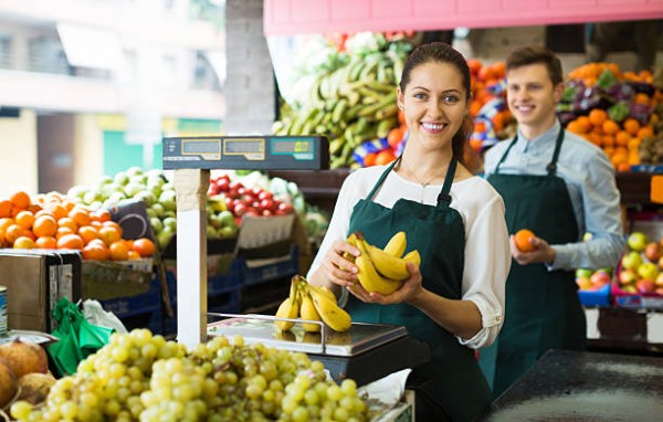 525+ Profitable Fruit Business Names for Farmers and Entrepreneurs