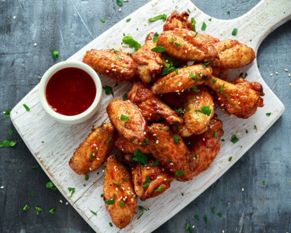 205+ “Best-Ever” Chicken Wing Taglines and Marketing Slogans
