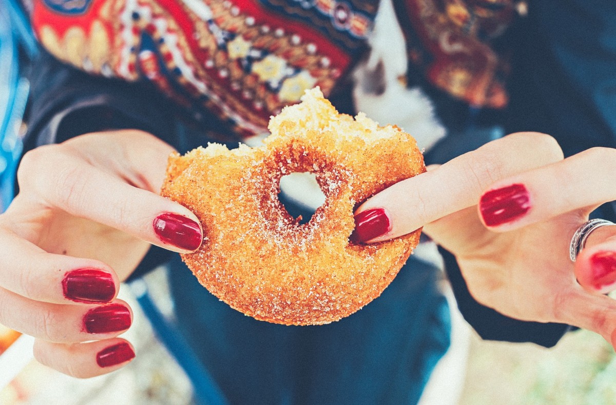 305+ Funny Donut Business Names That Make Customers Smile