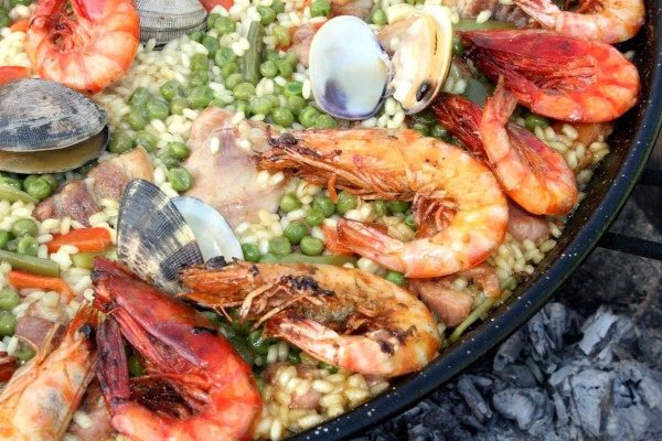 425+ Good Spanish Restaurant and Bar Name Ideas You'll Want to Try