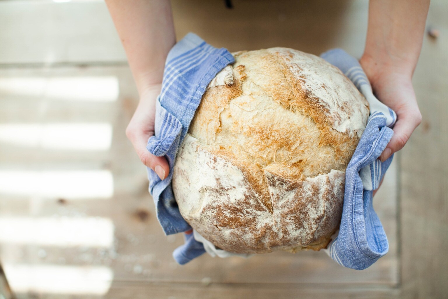 203-artisan-bread-slogans-quotes-a-crust-above-the-rest