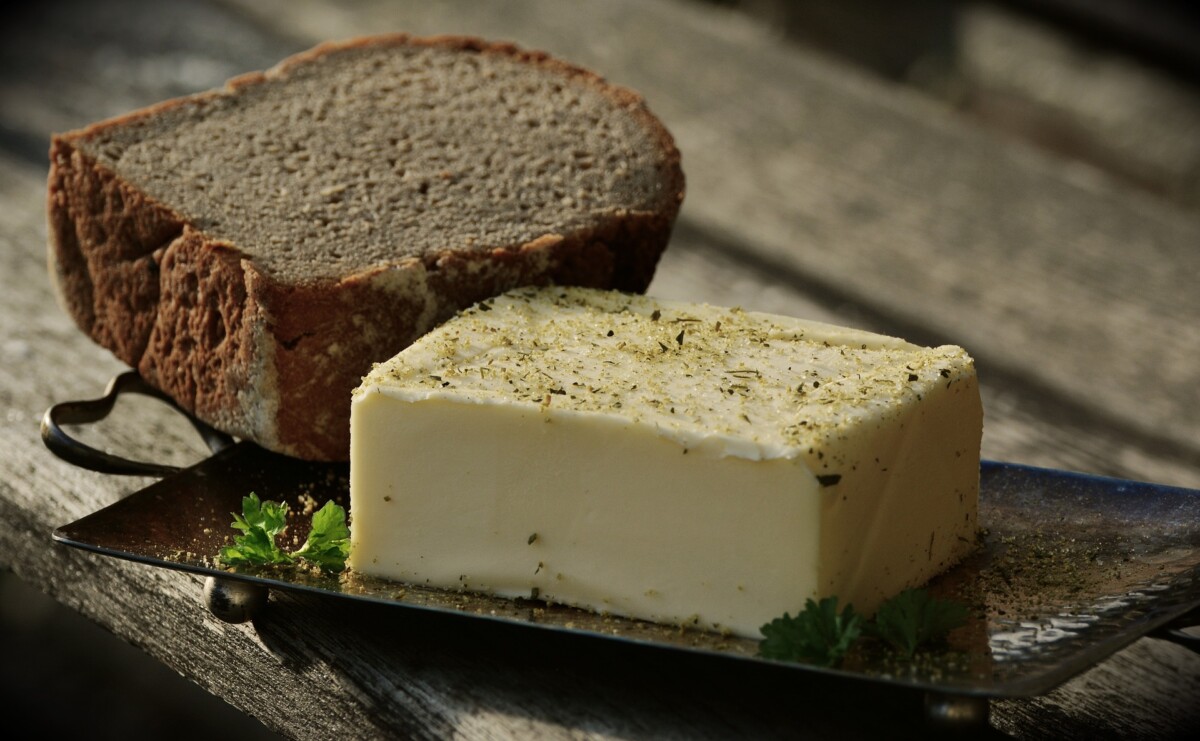 203-artisan-bread-slogans-quotes-a-crust-above-the-rest