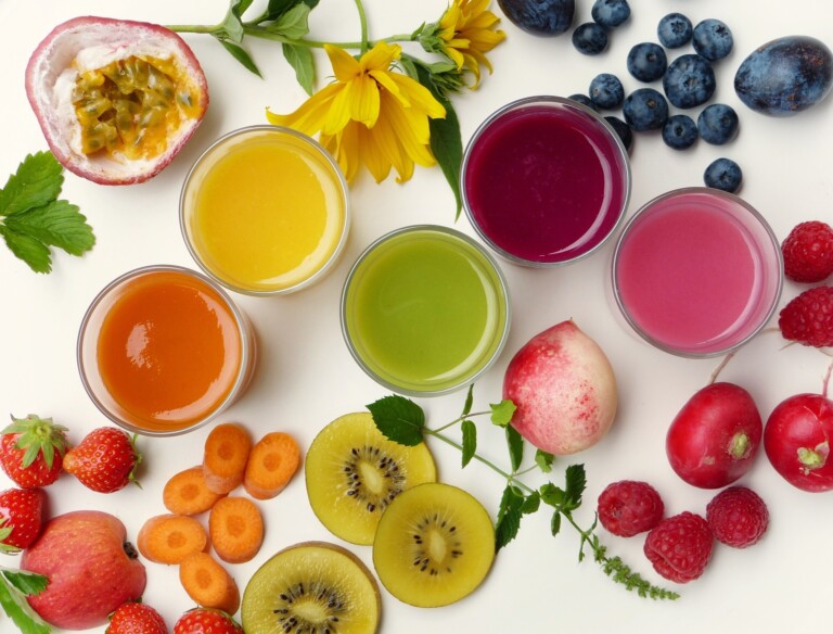 305+ Cool Smoothie Advertising Slogans That Blend Well